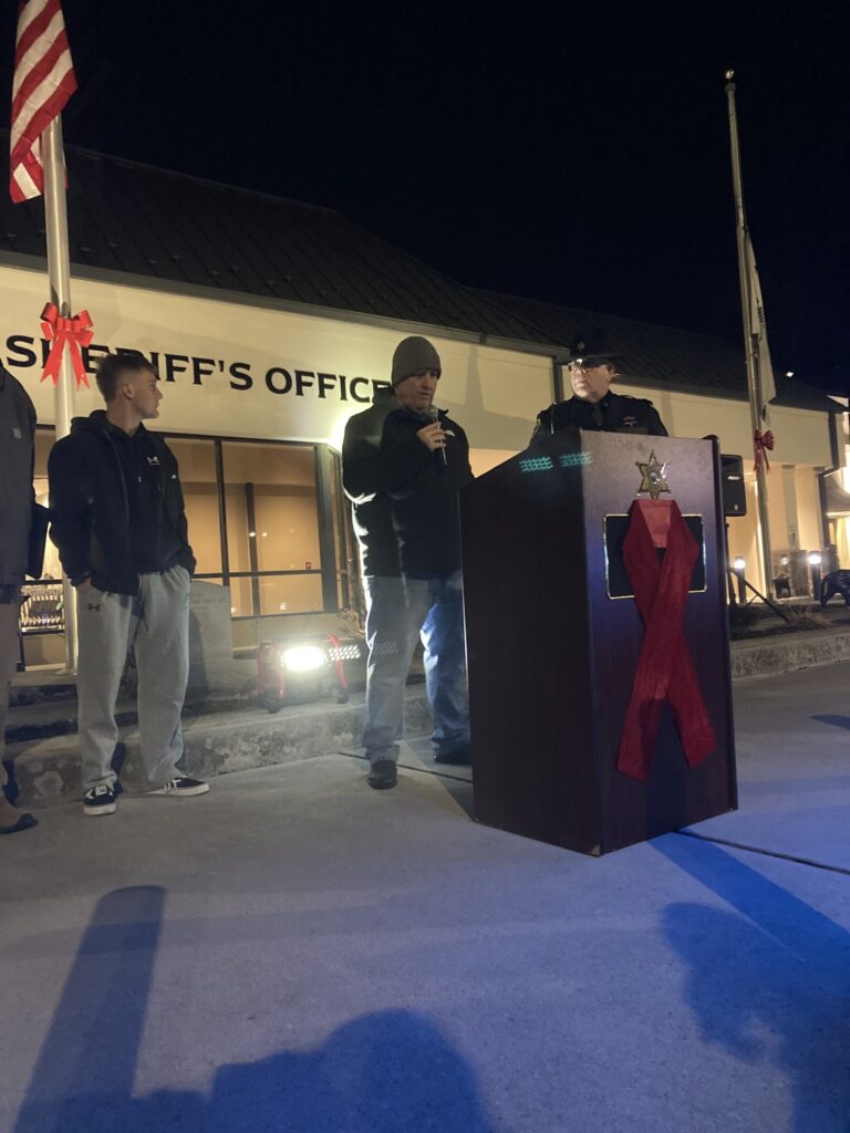 Hundreds of First Responders Gather for Prayer on Behalf of Injured ...